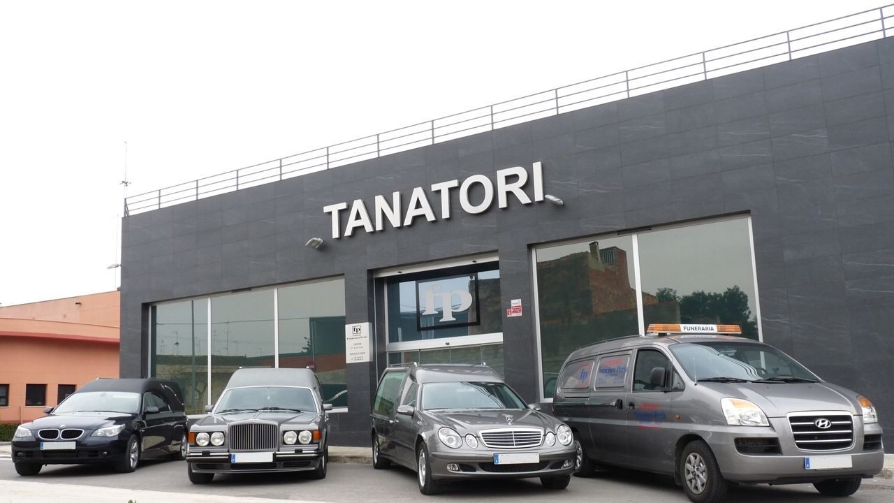 Coches Funebres - Tanatorio Funeraria Silla