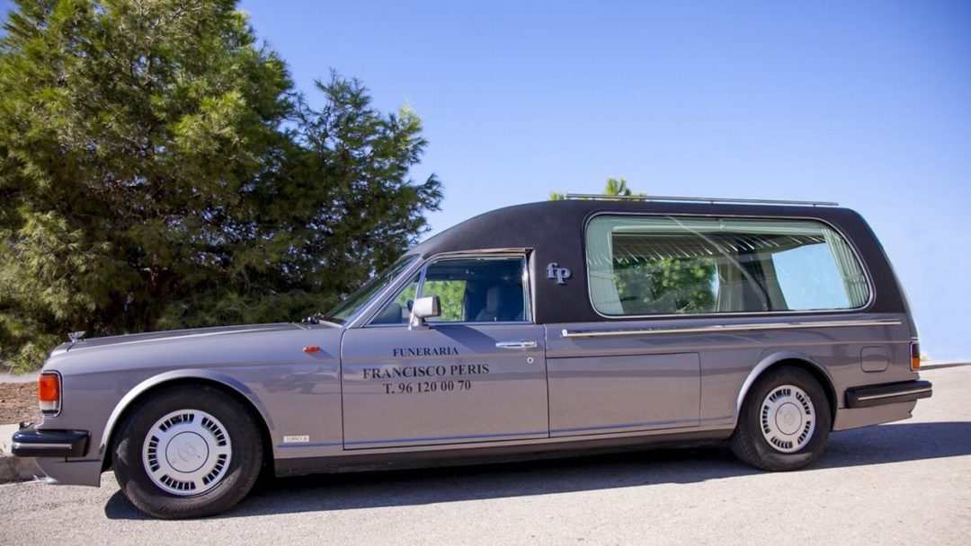 Coches Funebres - Tanatorio Funeraria Silla